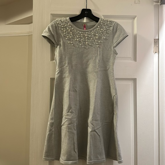 Dresses | This Is A Gray And Sparkly Dress With Pearls And Diamonds On ...